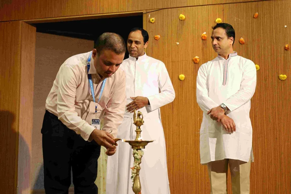 SJIM | Top MBA & PGDM Colleges in Bangalore | Best MBA colleges in ...